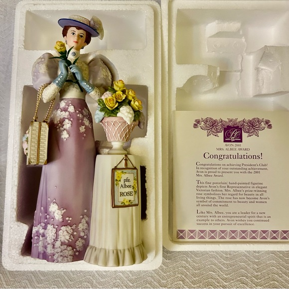 Avon | Accents | Vintage Avon 20 Mrs Albee Porcelain Doll Award Wcoa ...